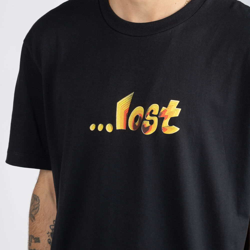 Tshirt-Lost-Recortado-Preto-3.jpg?v=638145021618730000