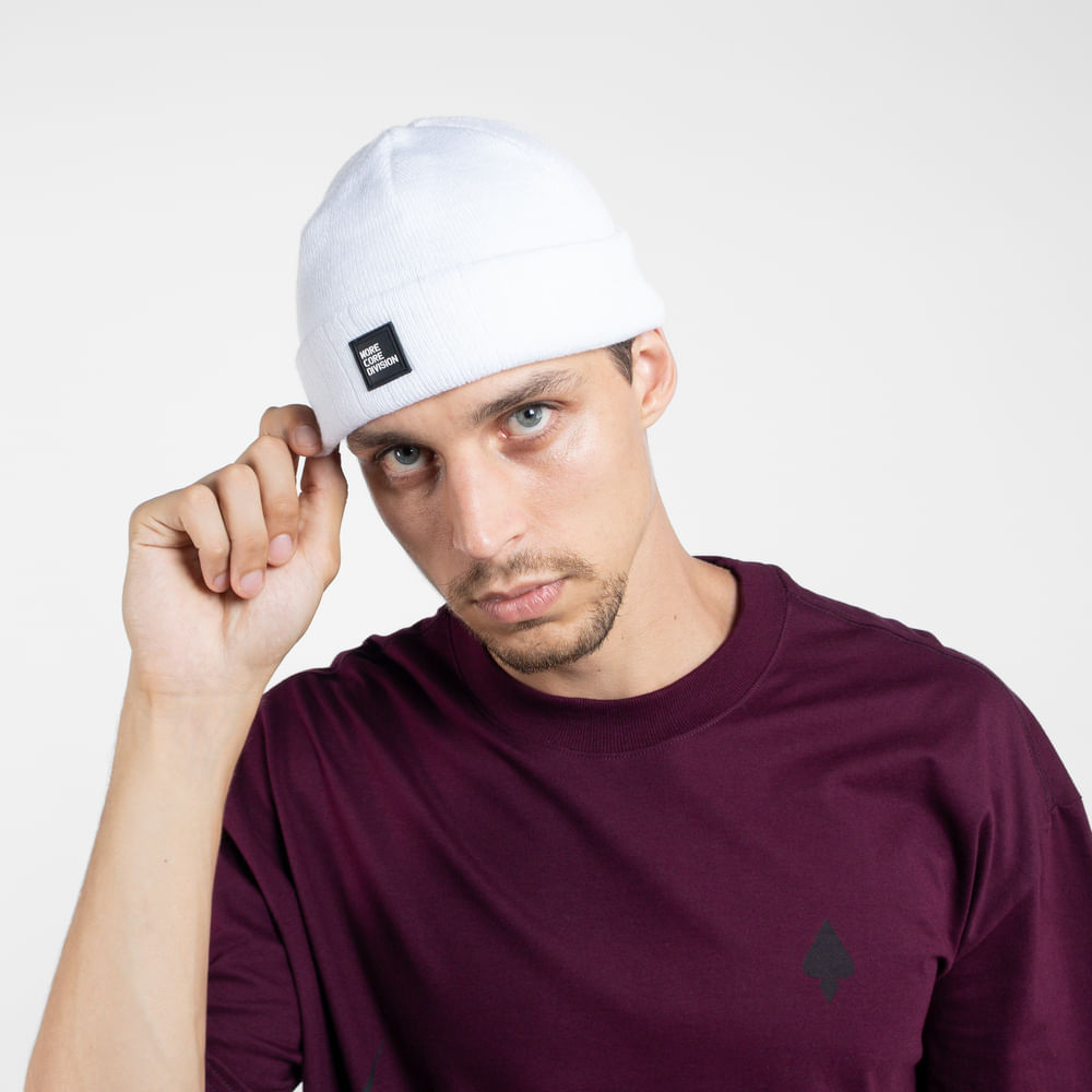 Gorro-Core-Branco-2.jpg?v=638170025106400000