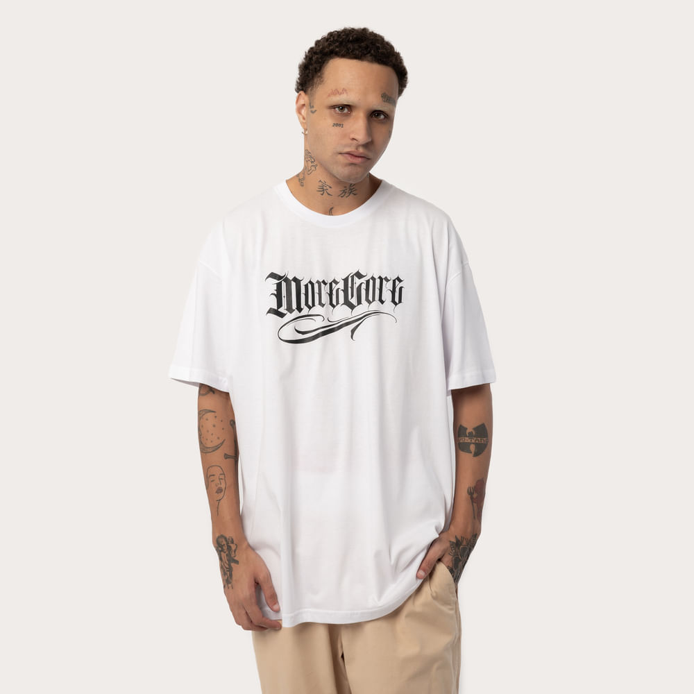 T-Shirt-Oversized-More-Core-Division-Branco-1.jpg?v=638460621902370000