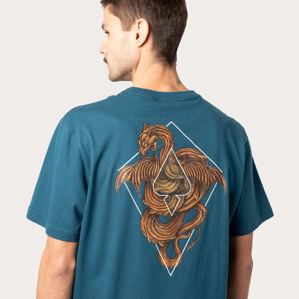 T-Shirt-Regular-Leviathan-Pipa-Azul-Deep-1.jpg?v=638531111409900000