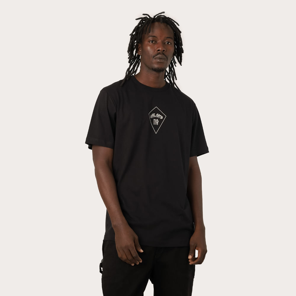 Camiseta Regular MCD Travis Bomb Receba